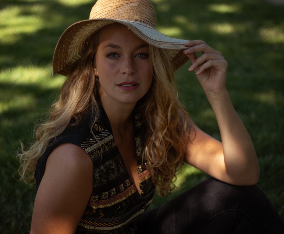 Hedwig VS | Network Model Agency