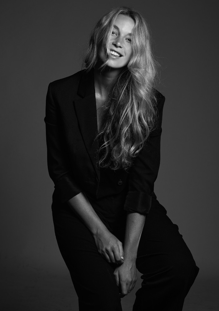 Hedwig VS | Network Model Agency