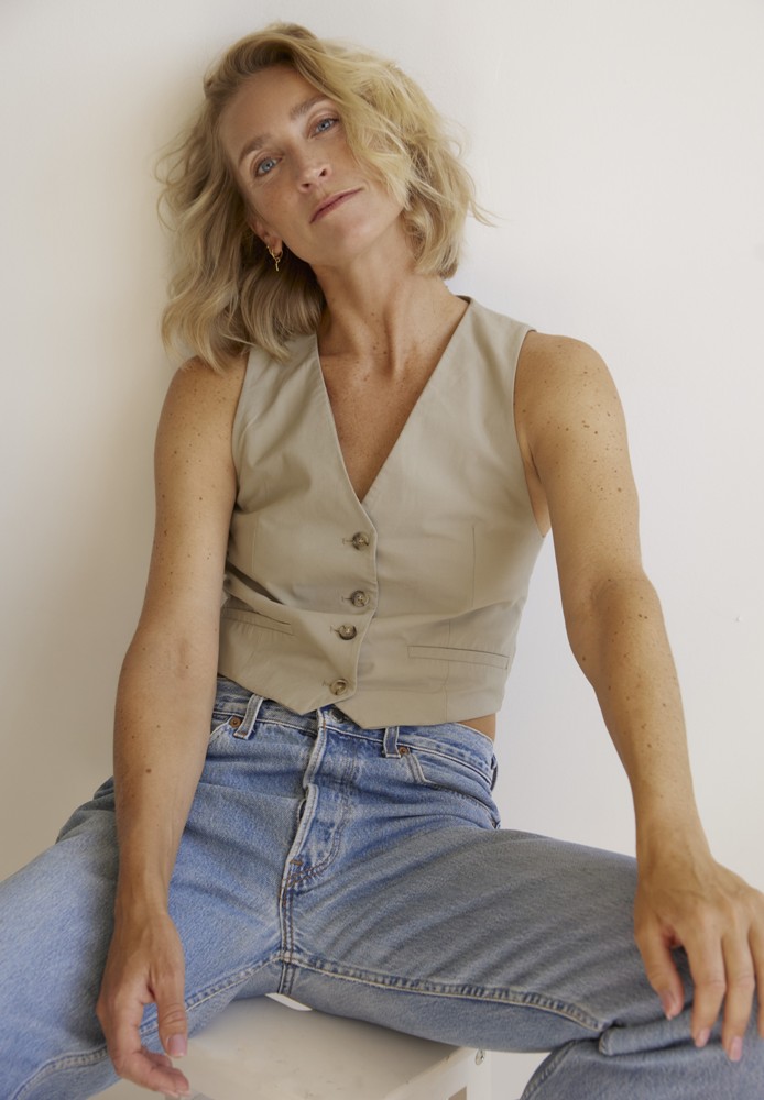 Ilze L | Network Model Agency