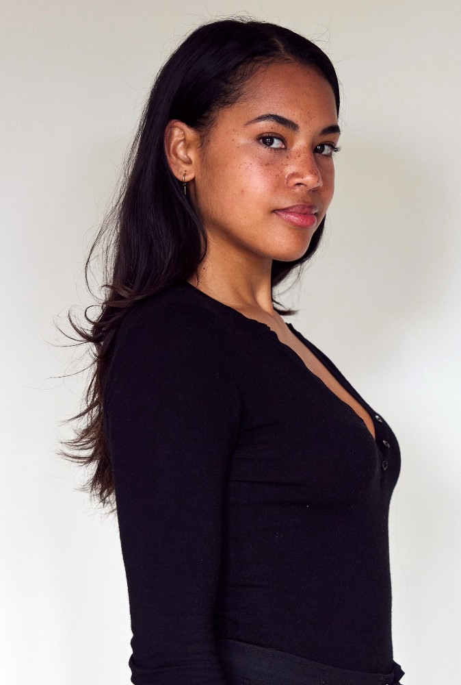 Joy R | Network Model Agency