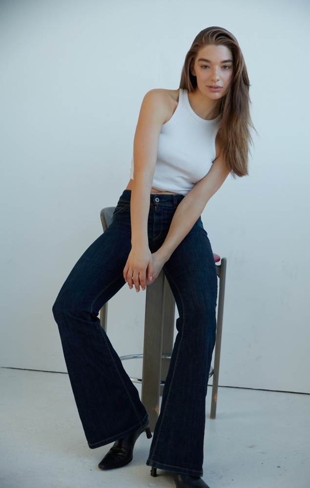 Isabelle vdB | Network Model Agency