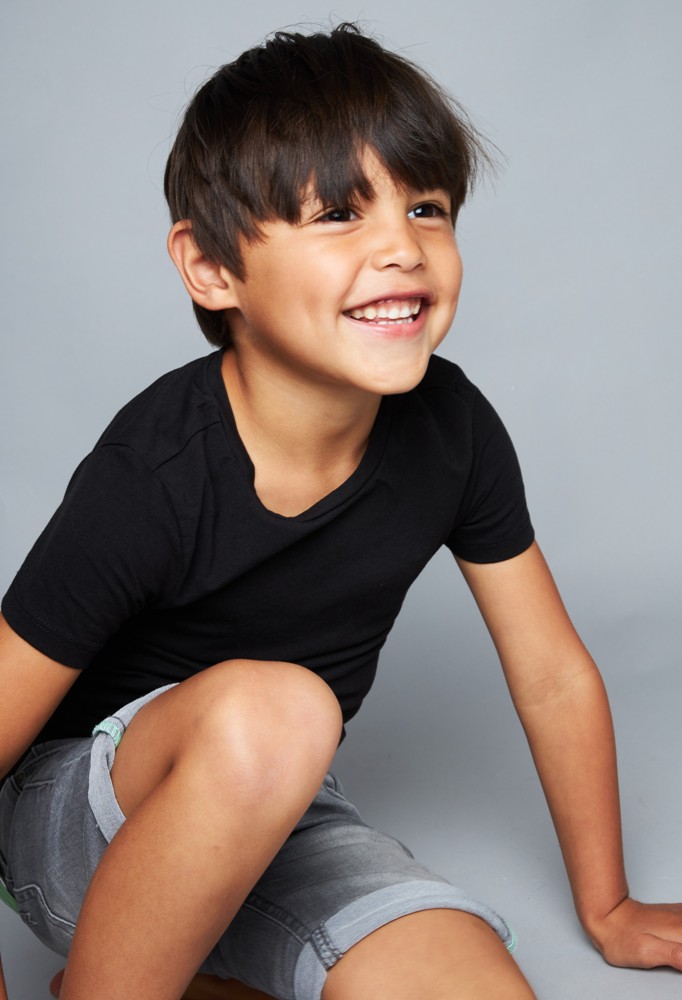 Jairo T | Network Model Agency