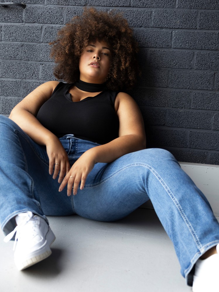 Jami W | Network Model Agency