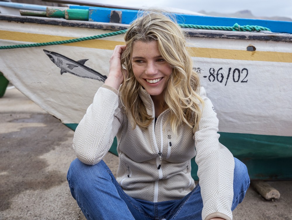 Janna B | Network Model Agency