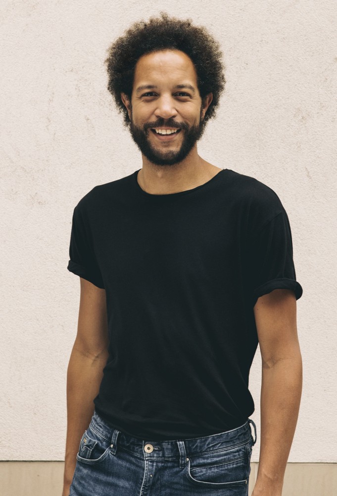 Johnny M | Network Model Agency