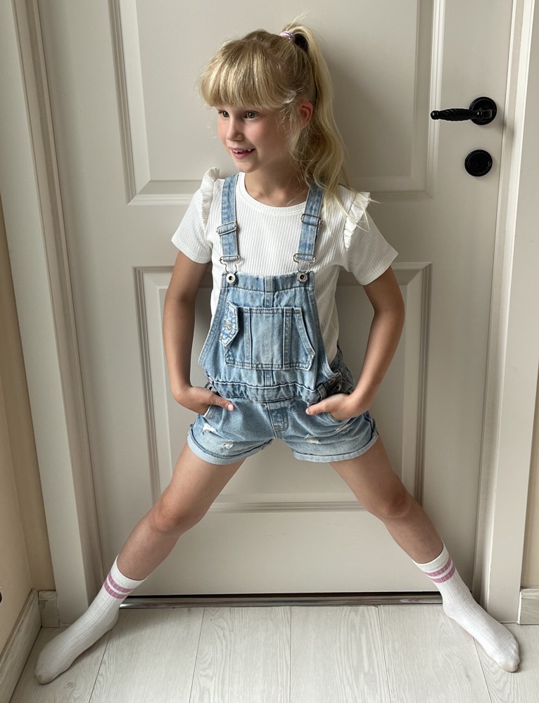 Jules-Eloise H | Network Model Agency