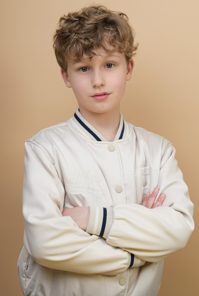 Julian H | Network Model Agency