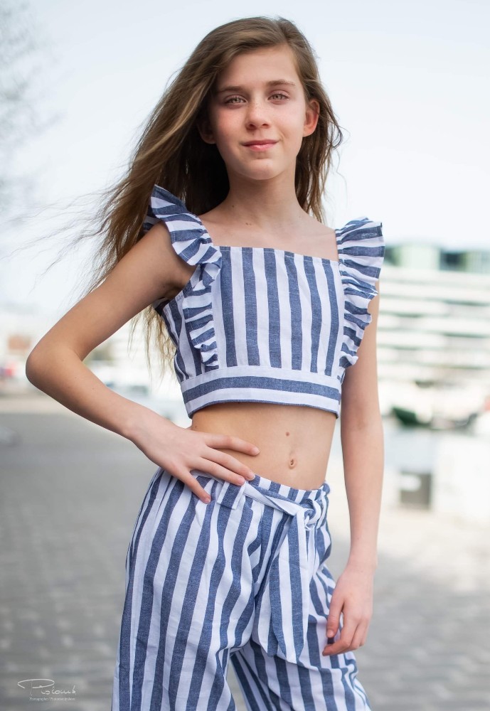 Julie G | Network Model Agency