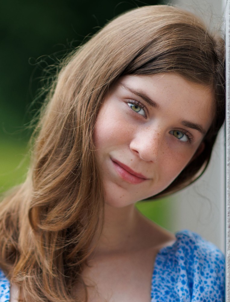 Julie G | Network Model Agency