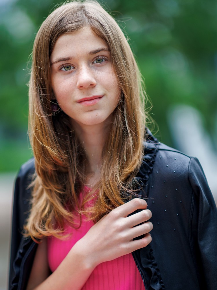 Julie G | Network Model Agency