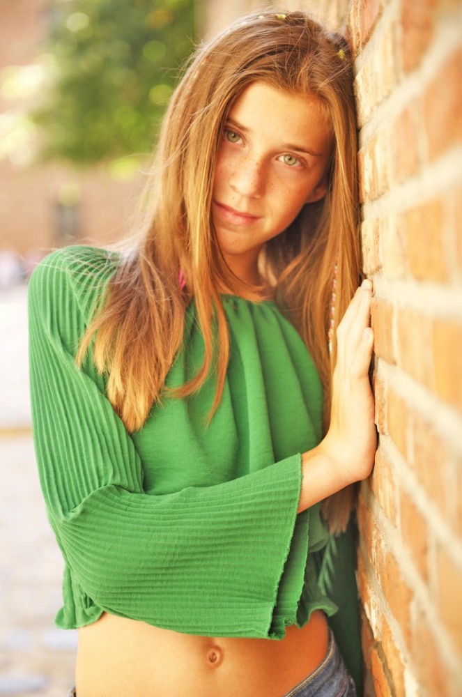 Julie G | Network Model Agency