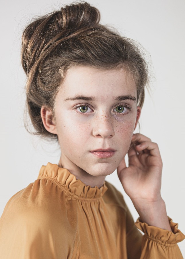 Julie G | Network Model Agency