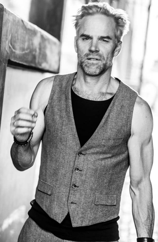 Jurn D | Network Model Agency