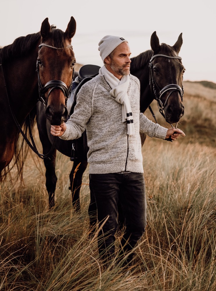 Jurn D | Network Model Agency