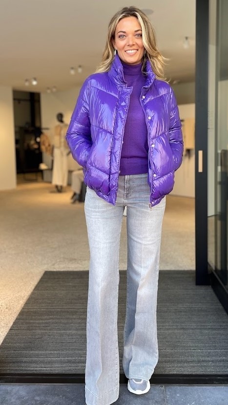 Justine V | Network Model Agency