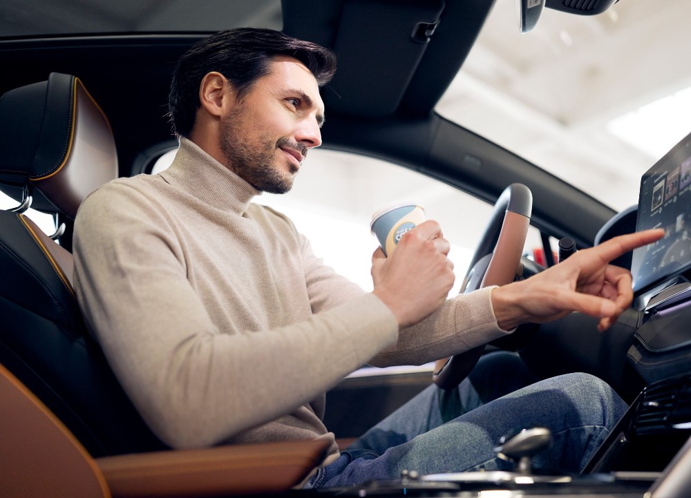 Yannick A | Network Model Agency