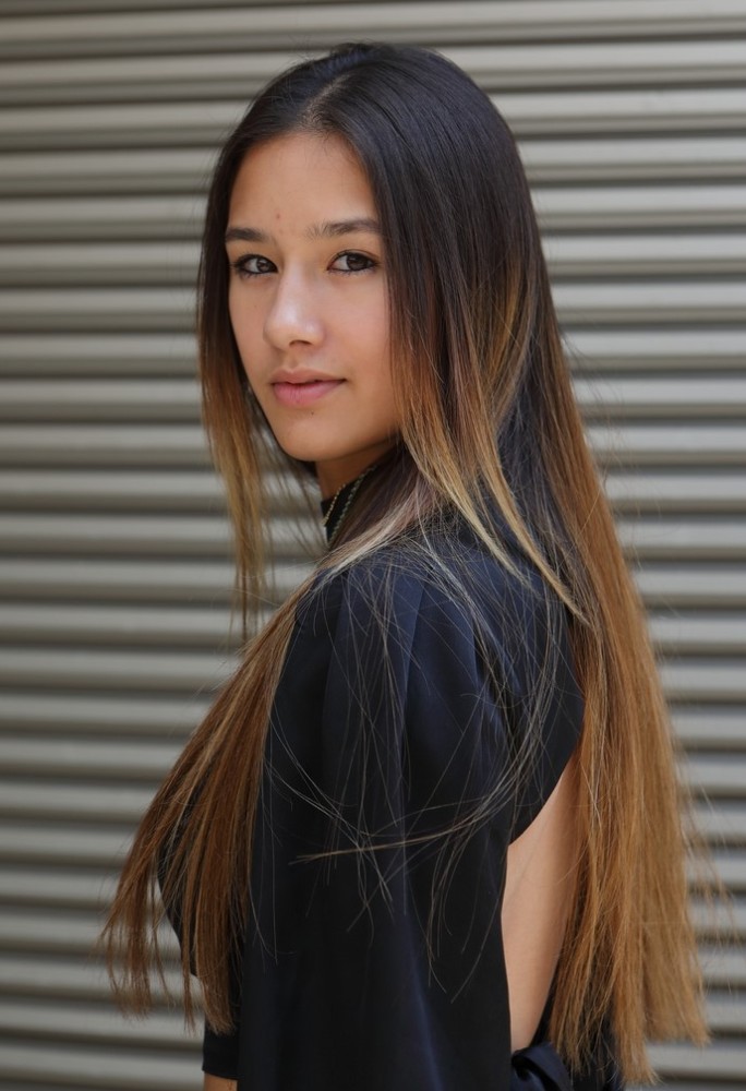 Lara S | Network Model Agency