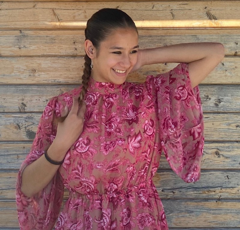 Lara S | Network Model Agency