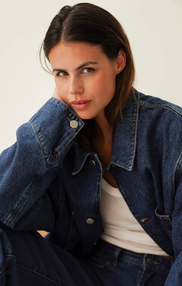 Larissa DC | Network Model Agency
