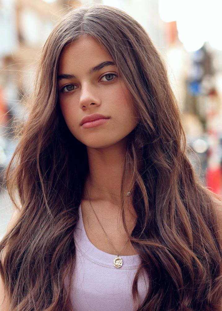 Laura G | Network Model Agency