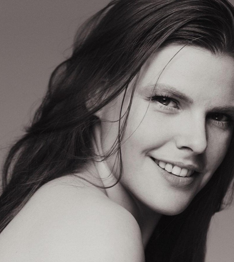 Liv T | Network Model Agency