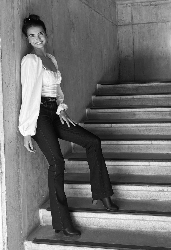 Lize D | Network Model Agency