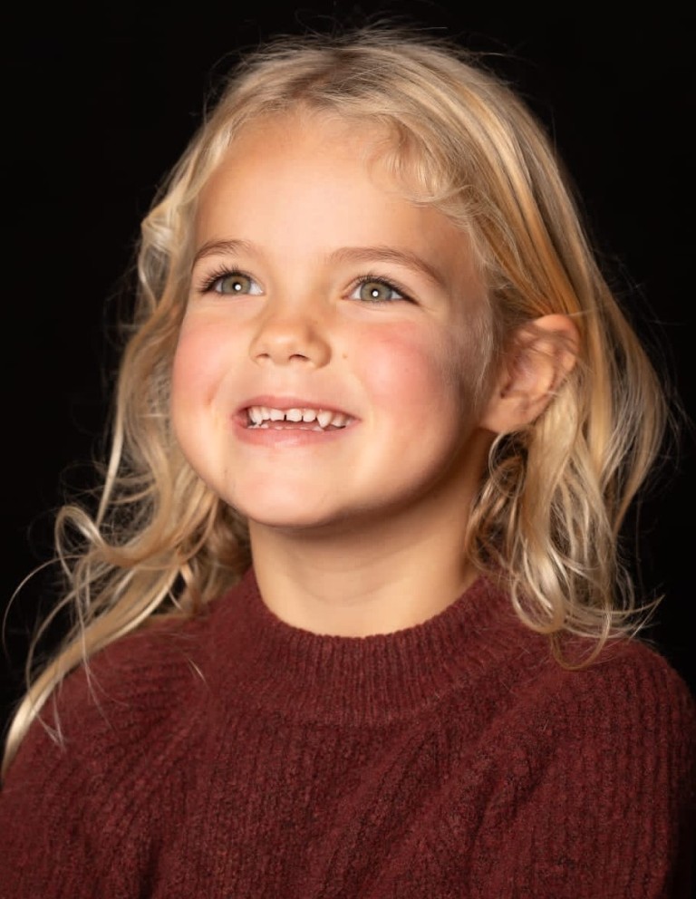 Louise DM | Network Model Agency