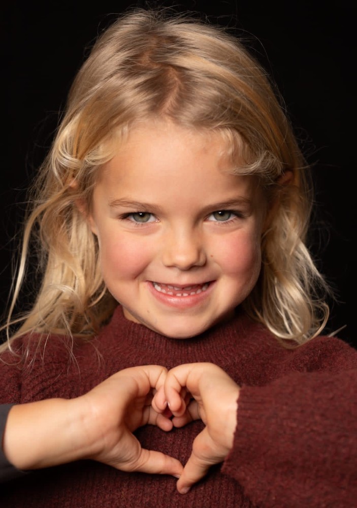 Louise DM | Network Model Agency