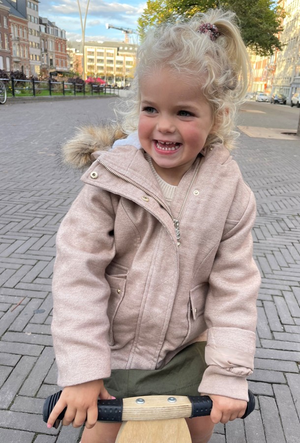 Louise DM | Network Model Agency