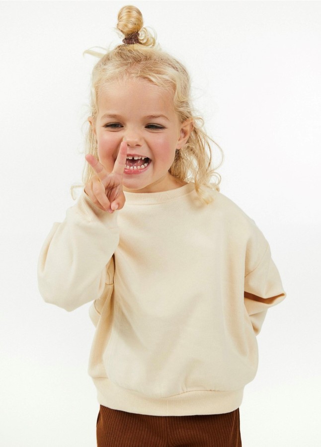 Louise DM | Network Model Agency