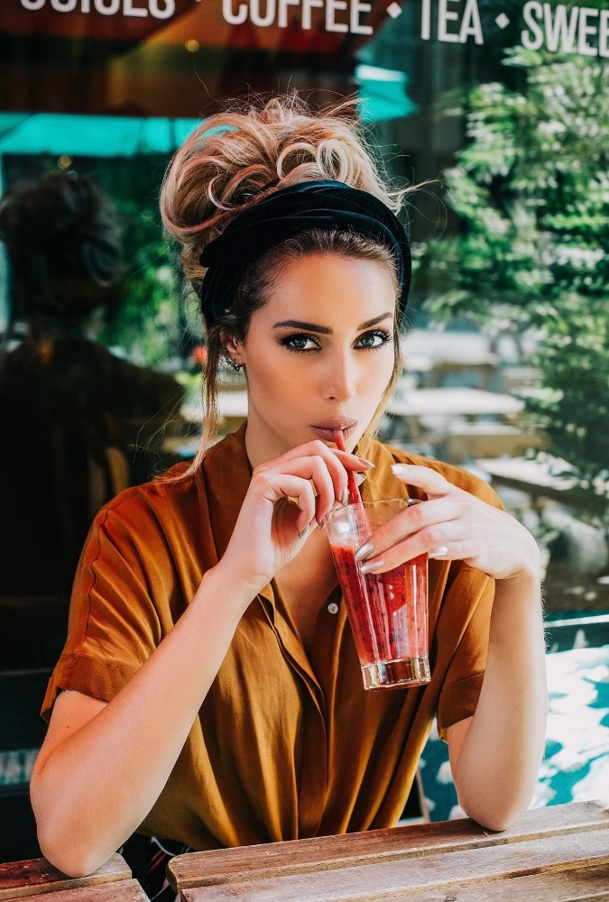 Lucienne V | Network Model Agency