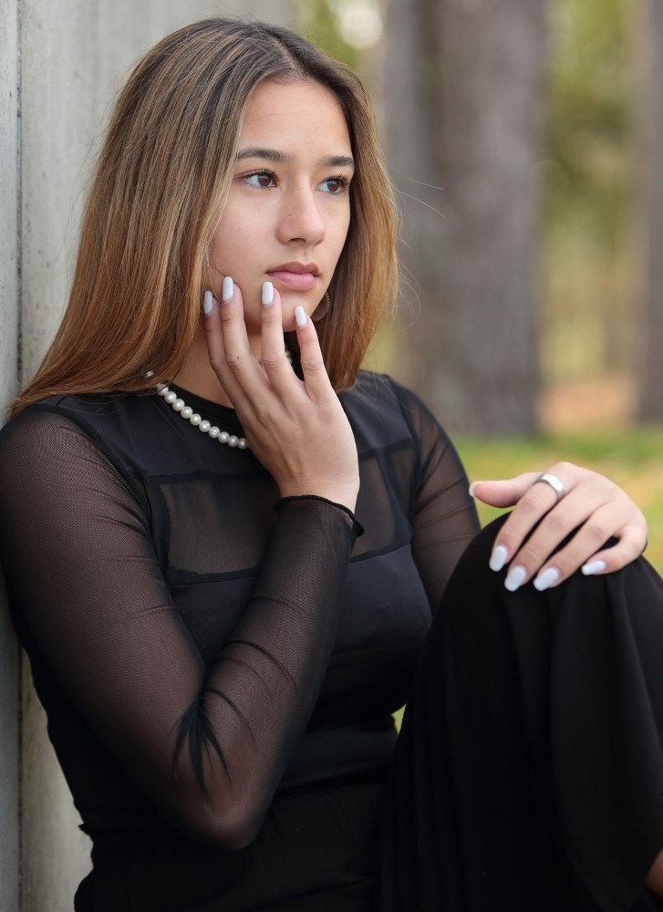 Luna S | Network Model Agency