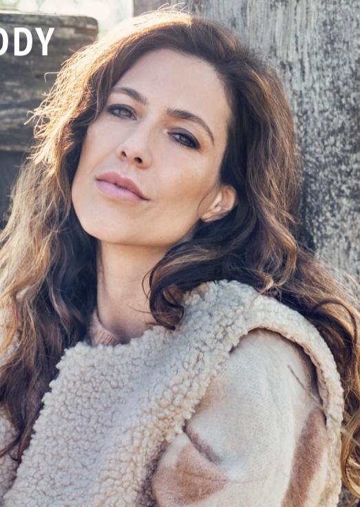 Maike vG | Network Model Agency