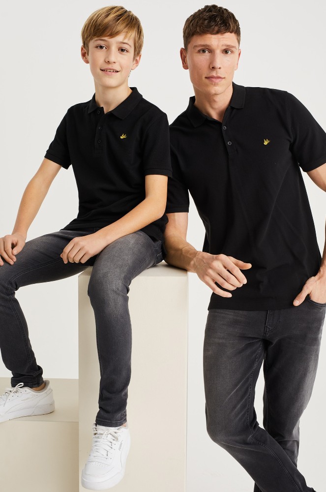 Matteo M | Network Model Agency