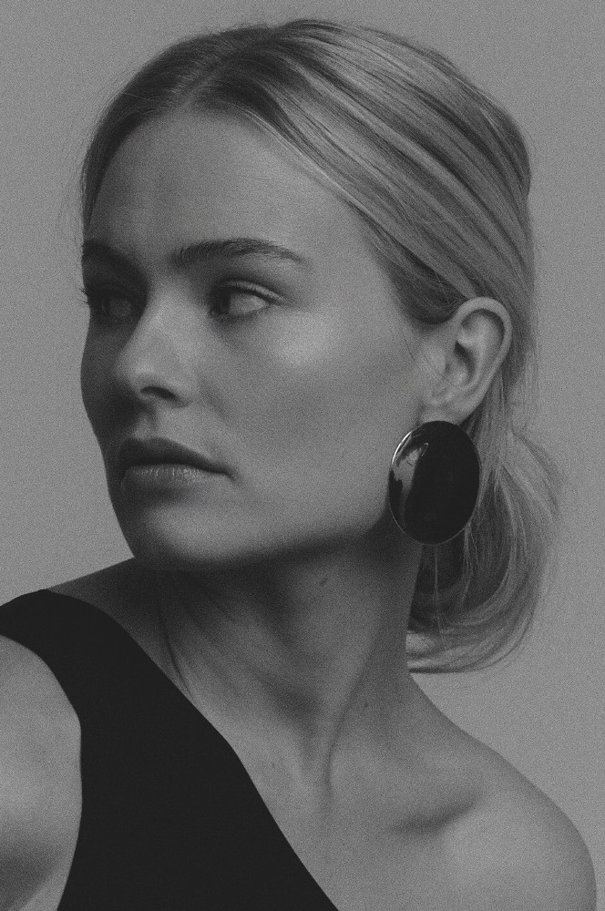 Merel Z | Network Model Agency