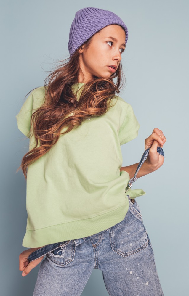 Mila vG | Network Model Agency