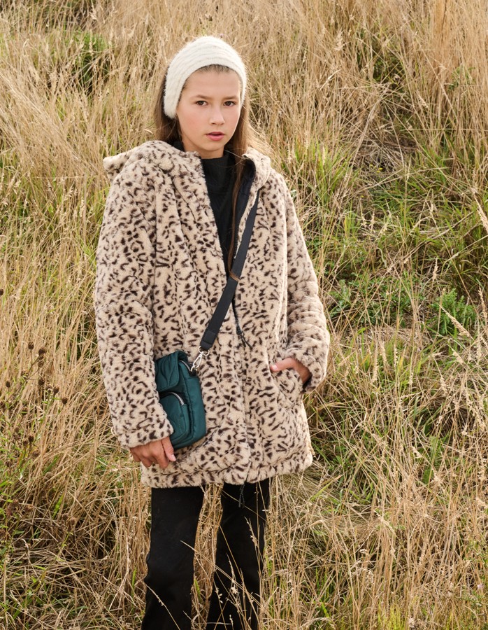 Mila vG | Network Model Agency