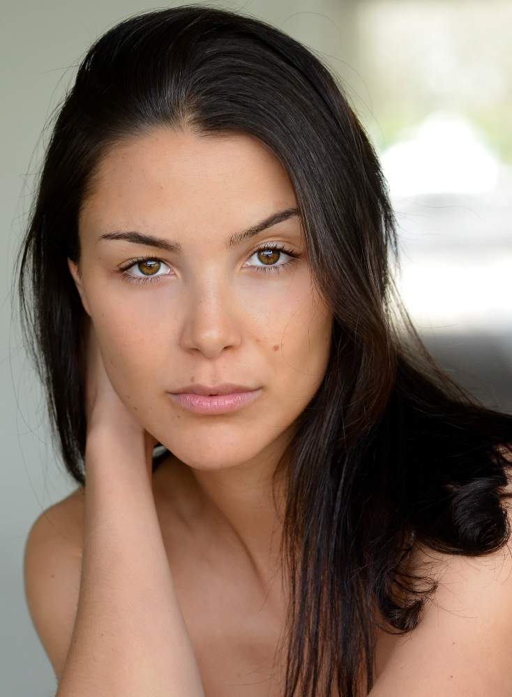 Dounia M | Network Model Agency