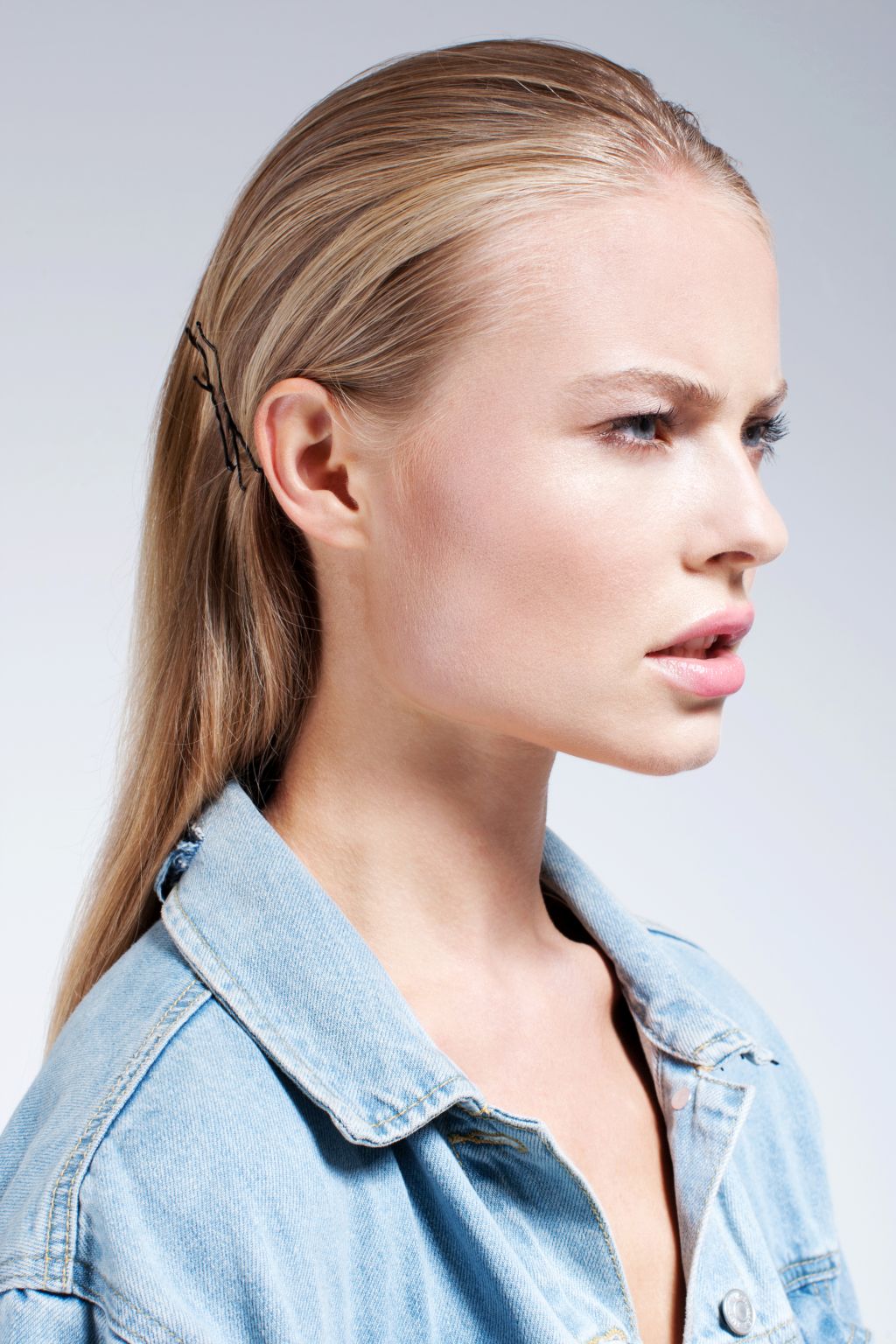 Merel Z | Network Model Agency