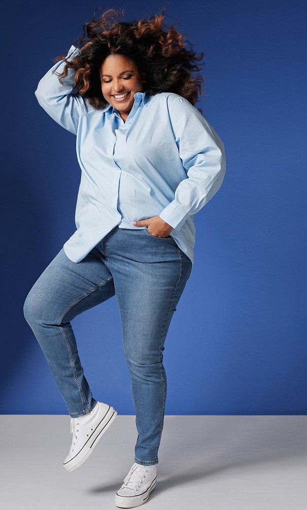 Sharon D | Network Model Agency