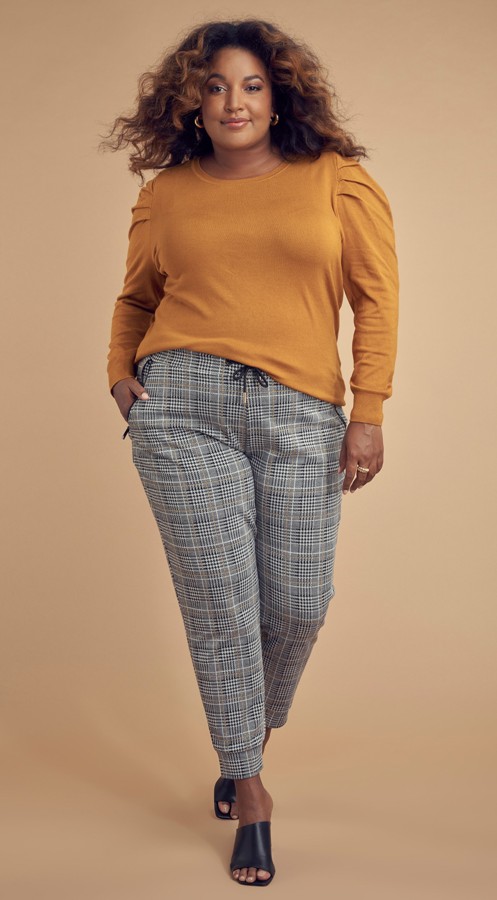 Sharon D | Network Model Agency