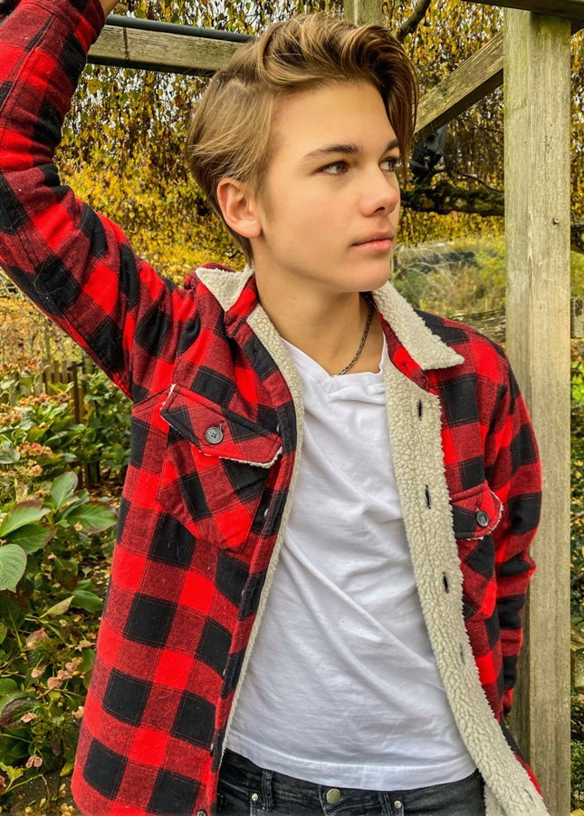 Daan V | Network Model Agency