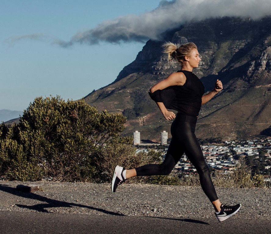 Robin M | Network Model Agency