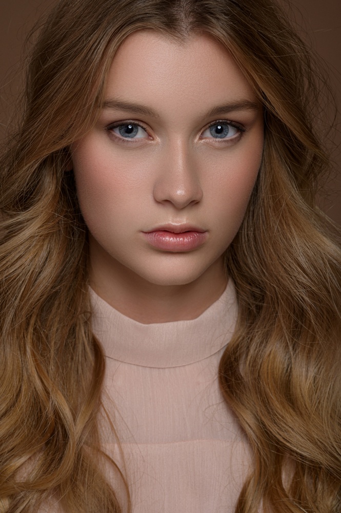 Tess H | Network Model Agency