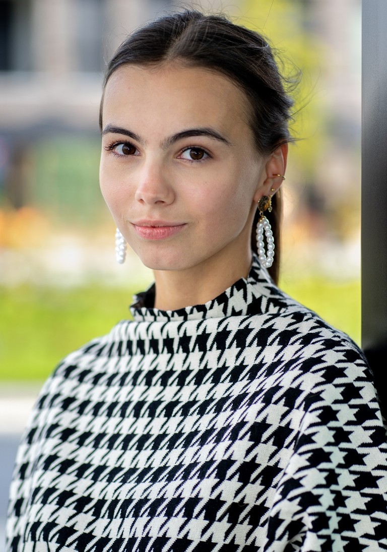 Lize D | Network Model Agency