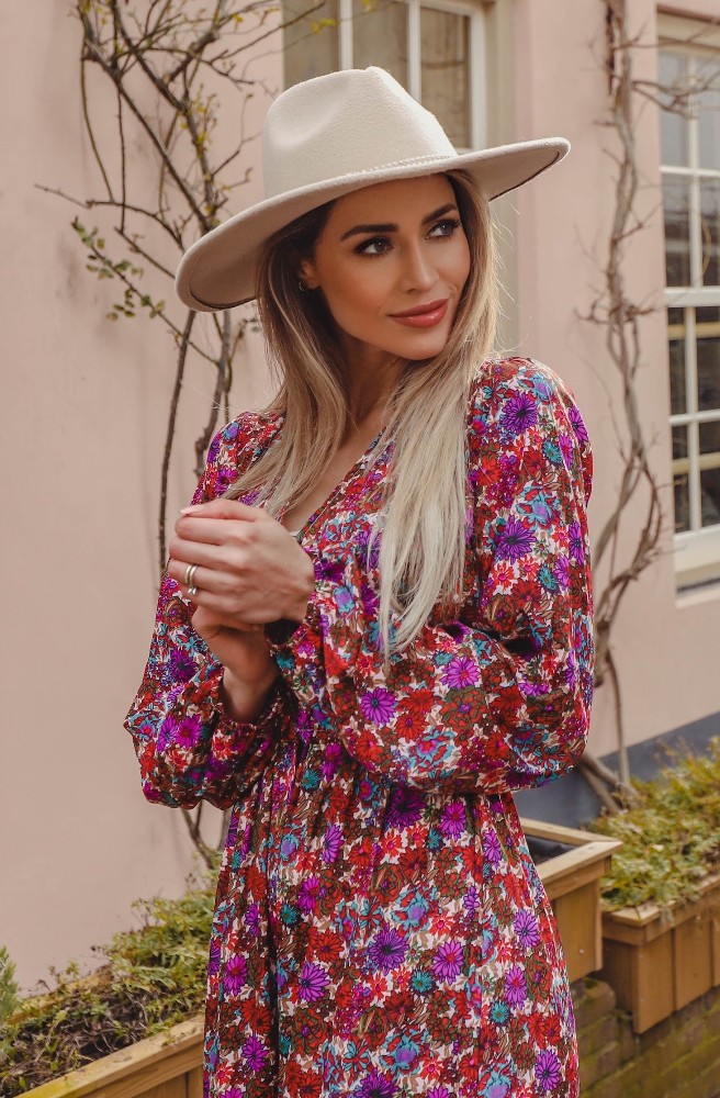 Lucienne V | Network Model Agency