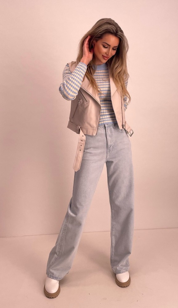 Lucienne V | Network Model Agency