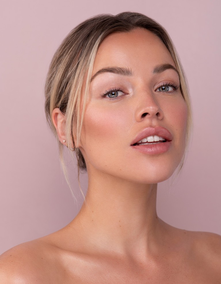 Lotte F | Network Model Agency