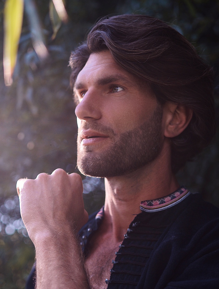 Xavier S | Network Model Agency