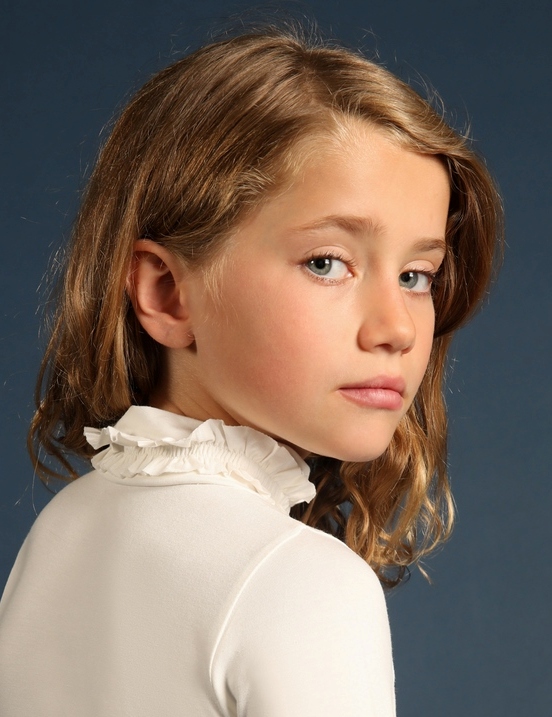 Perrine V | Network Model Agency